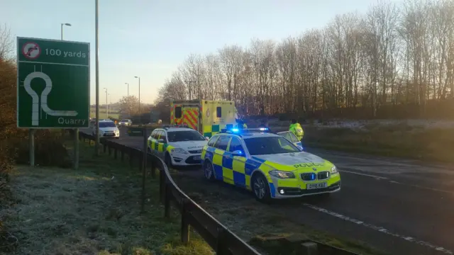 Oxfordshire Live: Severe accident on A420 - BBC News
