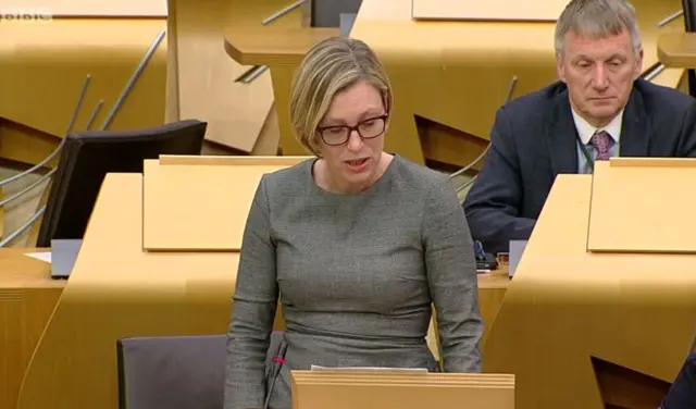 Scots minister accuses Treasury of 'robbery' of CAP funds - BBC News