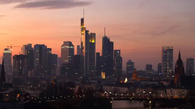 Austrian President addresses MEPs - BBC News