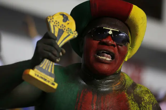 Afcon final: Egypt 1-2 Cameroon - Aboubakar scores late winner - BBC Sport