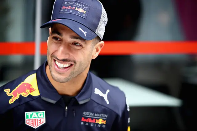 Brazilian Grand Prix second practice - BBC Sport