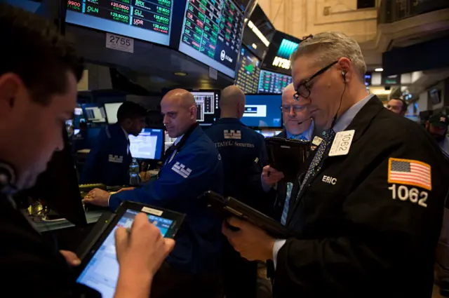 Business Live: FTSE falls 1% - BBC News