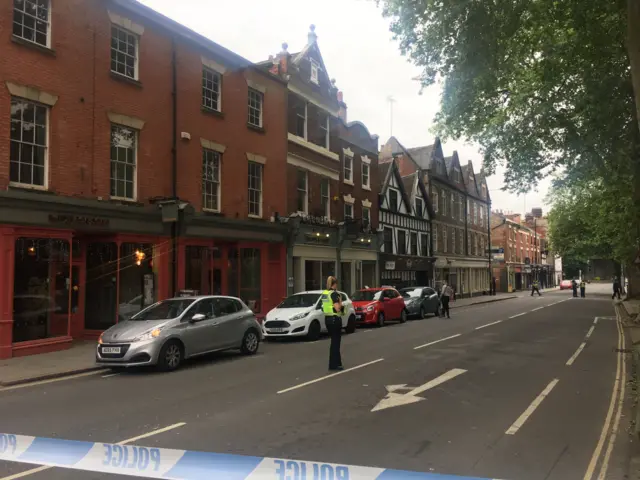 Latest updates: East Midlands Live Monday 4 June - BBC News