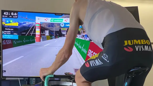 Watch: Digital Swiss 5 - Race Three Fiesch to Nufenenpass - BBC Sport