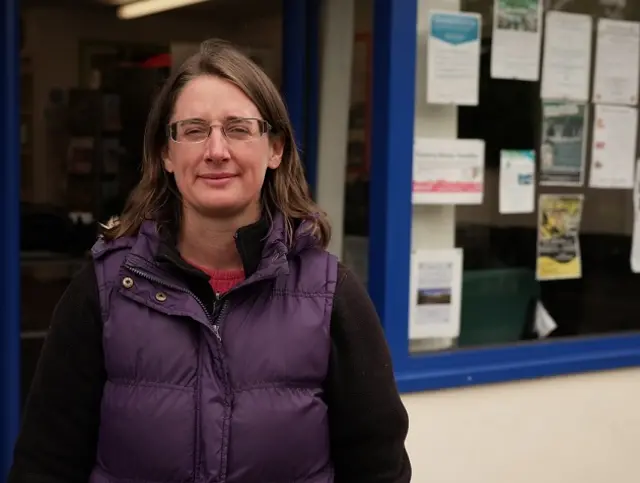 Covid live updates: UK records another 41,000 coronavirus cases - BBC News