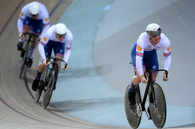 Watch LIVE: Track Cycling World Championships 2022 - BBC Sport