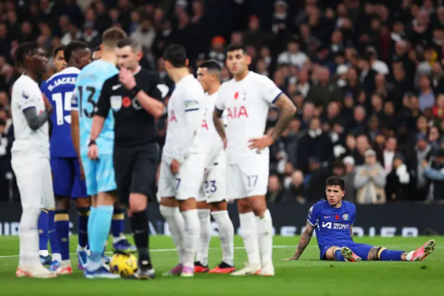 Match Officials Mic’d up live: PGMOL boss Howard Webb reviews and explains key VAR decisions ...