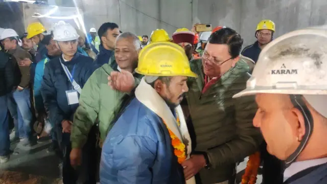 Uttarakhand tunnel rescue live: 41 trapped workers rescued after 17 ...