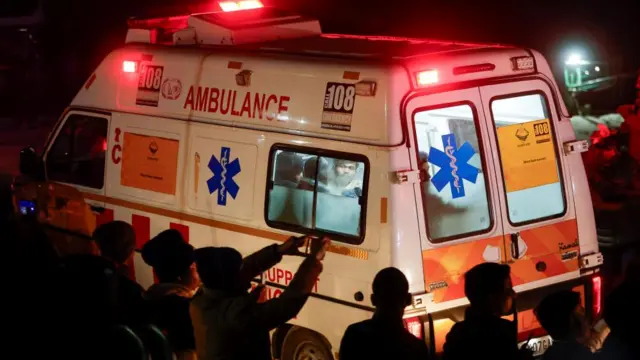 Uttarakhand tunnel rescue live: 41 trapped workers rescued after 17 ...