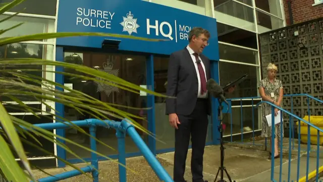 Police searching for father of 10-year-old Sara Sharif over her death ...