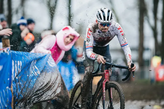 Watch: British Cyclocross Championships - BBC Sport