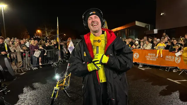 Live Updates - Follow Paddy McGuinness’s Ultra Endurance Cycle ...