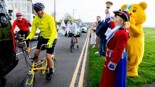 Live Updates - Follow Paddy McGuinness’s Ultra Endurance Cycle ...