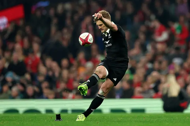 Wales 26-52 New Zealand: Reaction as hosts' 72 year wait against All ...