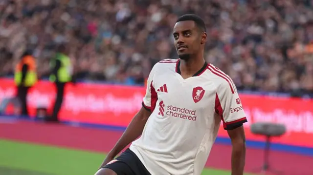 Premier League LIVE: Alexander Isak scores as Liverpool beat West Ham ...