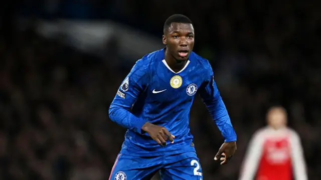 Chelsea 1-1 Arsenal: Moises Caicedo sent off as 10-man Blues hold ...