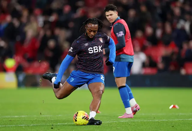 Manchester United 4-4 Bournemouth: Hosts lose lead three times in ...