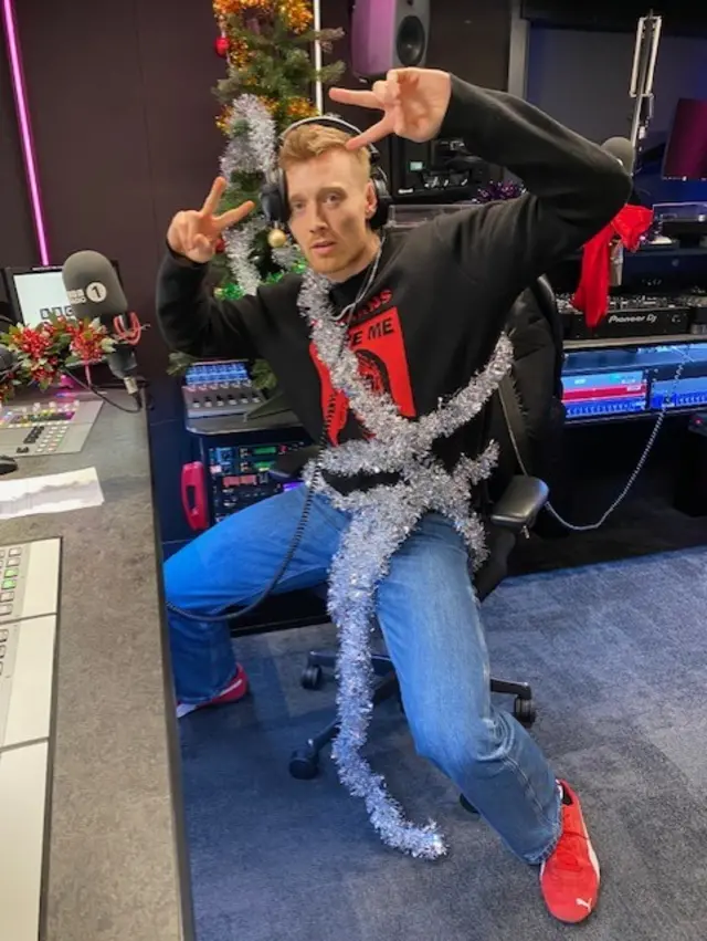 As it happened: Kylie beats Wham! to land her first UK Christmas number ...