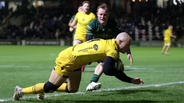 Dragons 48-28 Connacht: Dragons end long wait for URC win - as it ...