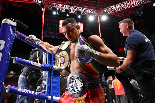 Callum Simpson vs Troy Williamson RECAP: Results, scorecards ...