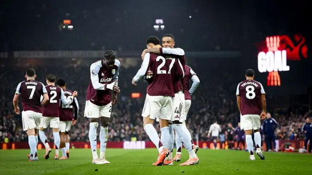 Premier League LIVE: Man Utd lose Fernandes to injury as Aston Villa ...