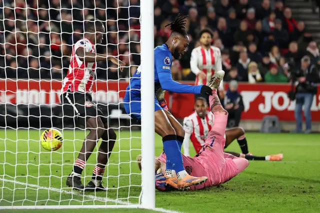 Premier League LIVE: Liverpool v Wolves and Arsenal v Brighton among ...