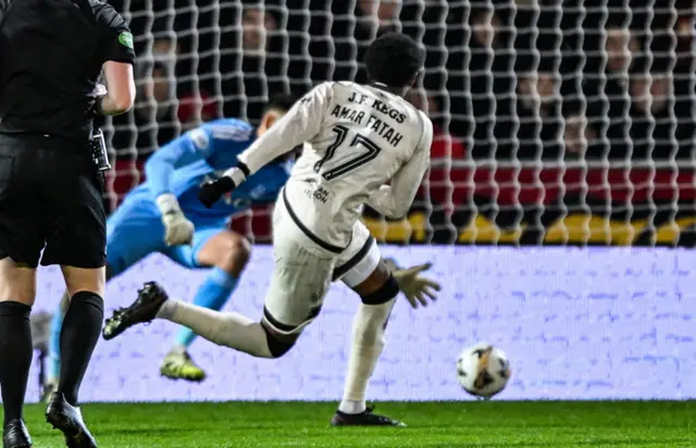 Scottish Premiership LIVE - Aberdeen v Dundee Utd after wins for Celtic ...