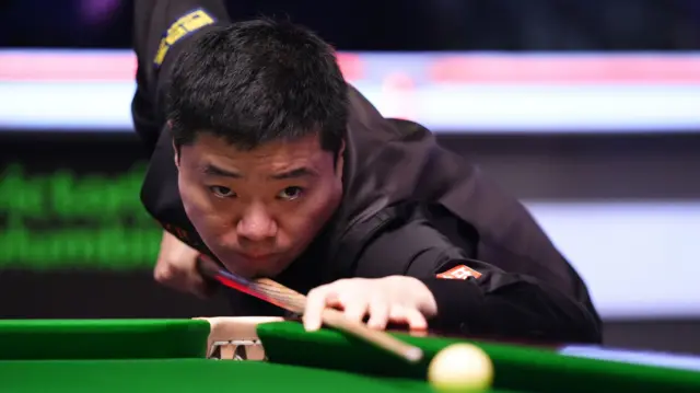 UK Snooker Championship 2025 LIVE: Watch John Higgins vs Shaun Murphy ...
