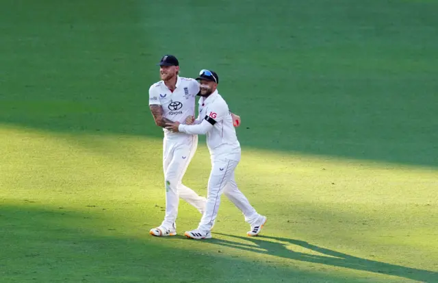 England slide towards second-Test defeat - as it happened - BBC Sport