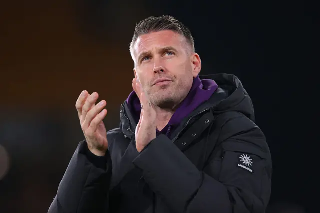 Wolves 1-4 Man Utd: Visitors hit four to inflict eighth straight loss ...