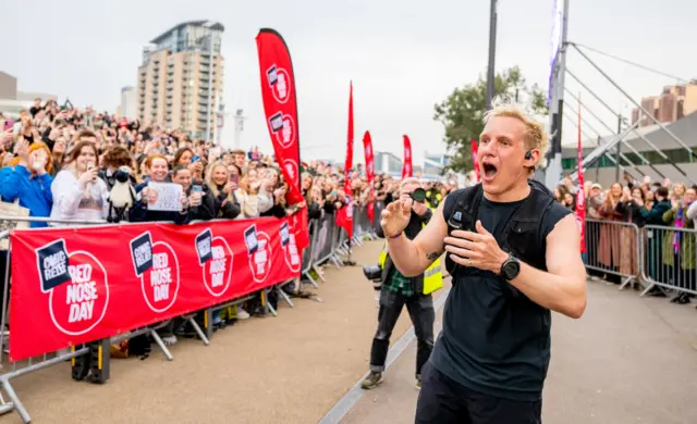 Jamie Laing Comic Relief challenge - Ultra Marathon Man for Red Nose ...