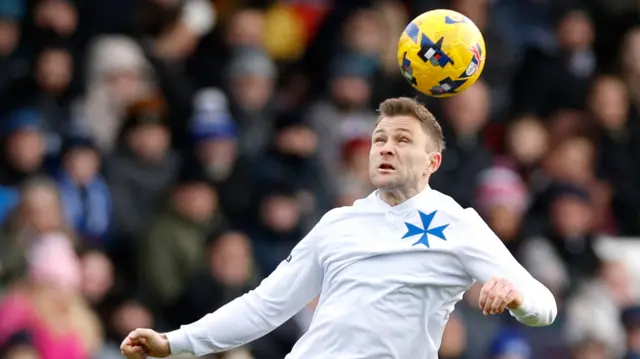 Championship LIVE: Sheffield United host Leicester City in last of 12 ...