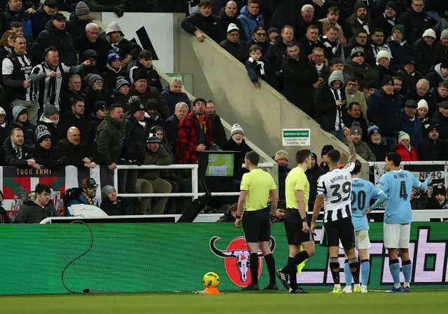 Newcastle 0-2 Man City: Antoine Semenyo scores in semi-final first leg ...