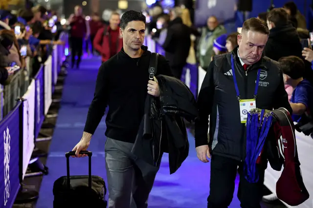 Chelsea 2-3 Arsenal: Gunners have EFL Cup semi-final advantage but ...