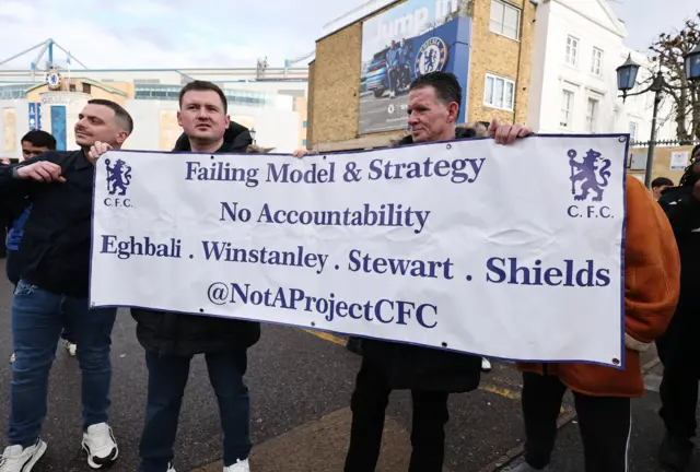 Premier League LIVE: Chelsea vs Brentford, Tottenham Hotspur vs West ...