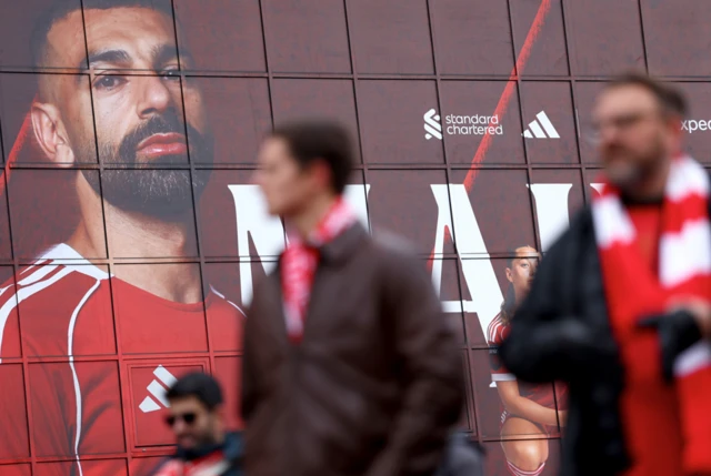 Premier League LIVE: Chelsea v Brentford, Tottenham Hotspur v West Ham ...