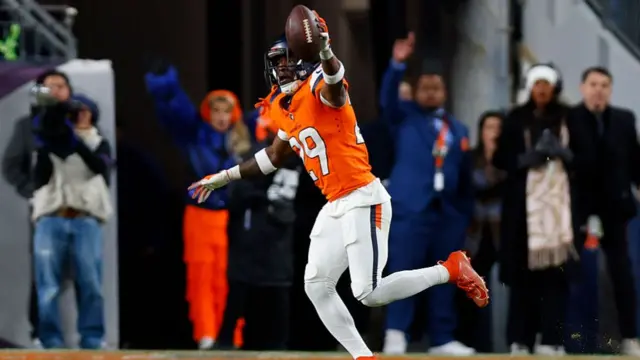 Seattle Seahawks thrash San Francisco 49ers and Denver Broncos beat ...