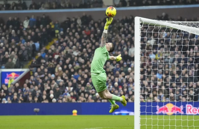 Aston Villa 0-1 Everton: Thierno Barry scores only goal as Toffees win ...
