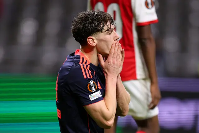 Europa League: Aston Villa book last-16 spot, 10-man Nottingham Forest ...