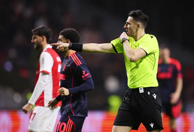 Europa League: Aston Villa book last-16 spot, 10-man Nottingham Forest ...