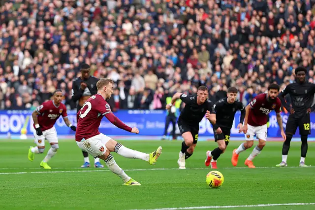 Premier League LIVE: West Ham beat Sunderland, Burnley v Spurs, Man ...