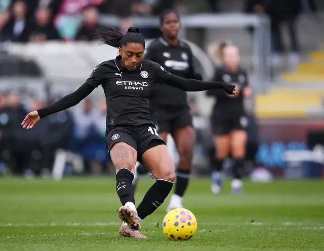 Women's Super League LIVE: Full coverage of four games including London ...