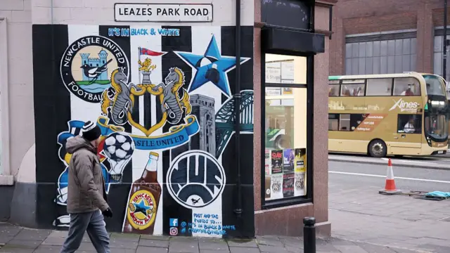 Premier League LIVE: Crystal Palace vs Chelsea, Newcastle v Aston Villa ...