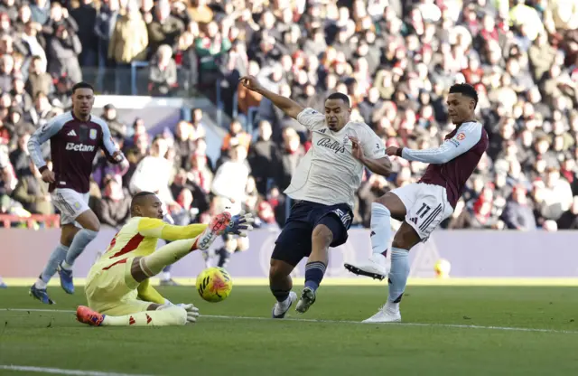 Premier League LIVE: Bournemouth v Arsenal after Wolves 3-0 West Ham ...