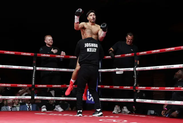 Hennessy v Bouttell Boxing RECAP: Relive how Fran Hennessy beat Ellie ...