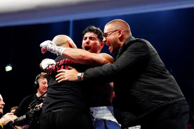 Hennessy v Bouttell Boxing RECAP: Relive how Fran Hennessy beat Ellie ...