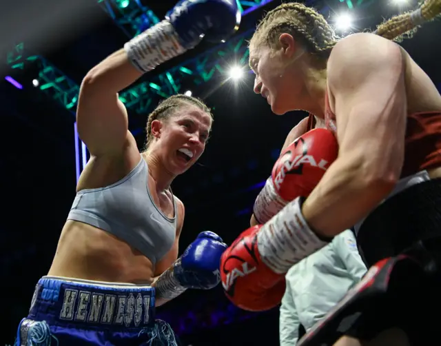 Hennessy v Bouttell Boxing RECAP: Relive how Fran Hennessy beat Ellie ...