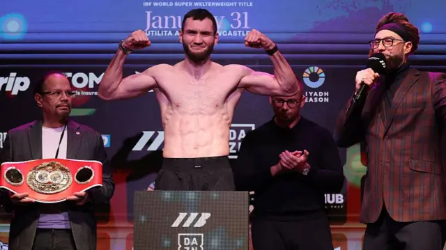 Hennessy v Bouttell Boxing RECAP: Relive how Fran Hennessy beat Ellie ...