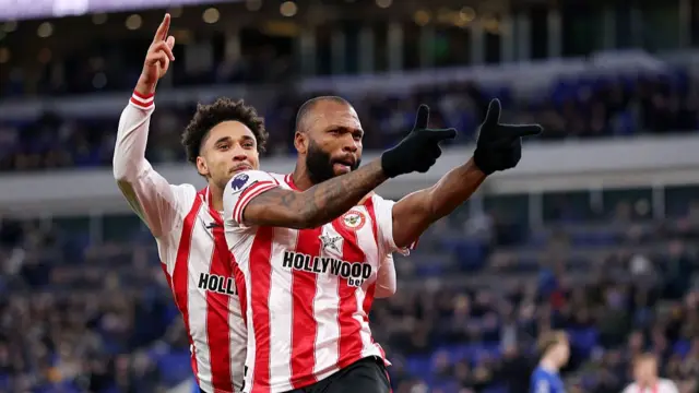 Premier League LIVE reaction: Man City draw; advantage Arsenal - BBC Sport