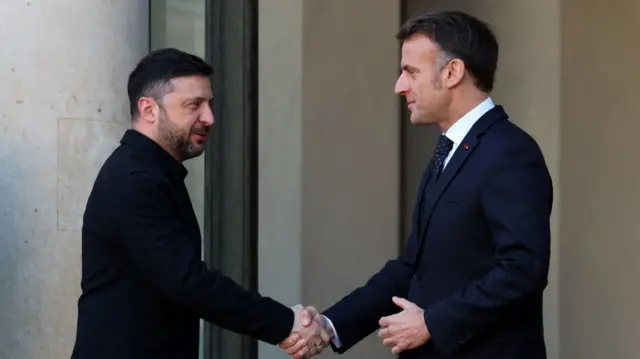 Zelensky, Starmer, and Macron giving update after Paris meeting on ...